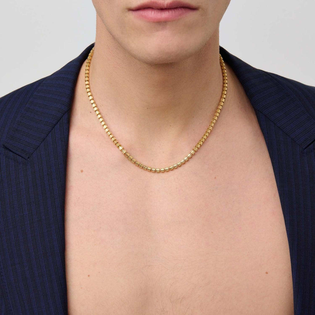 Tutamen Stack Necklace 18ct Yellow Gold – 886 Royal Mint