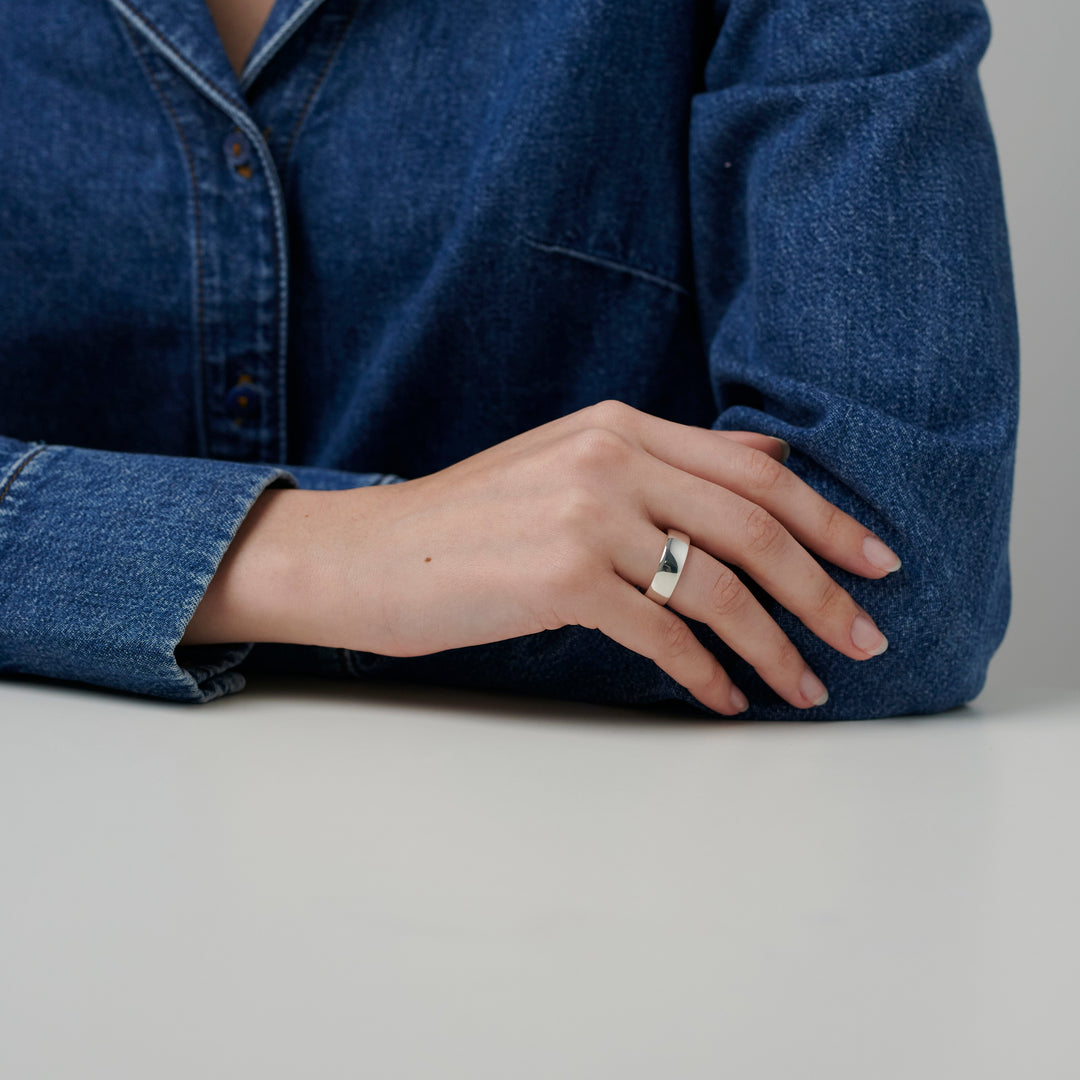 886 Bold Band Ring in Sterling Silver – 886 Royal Mint